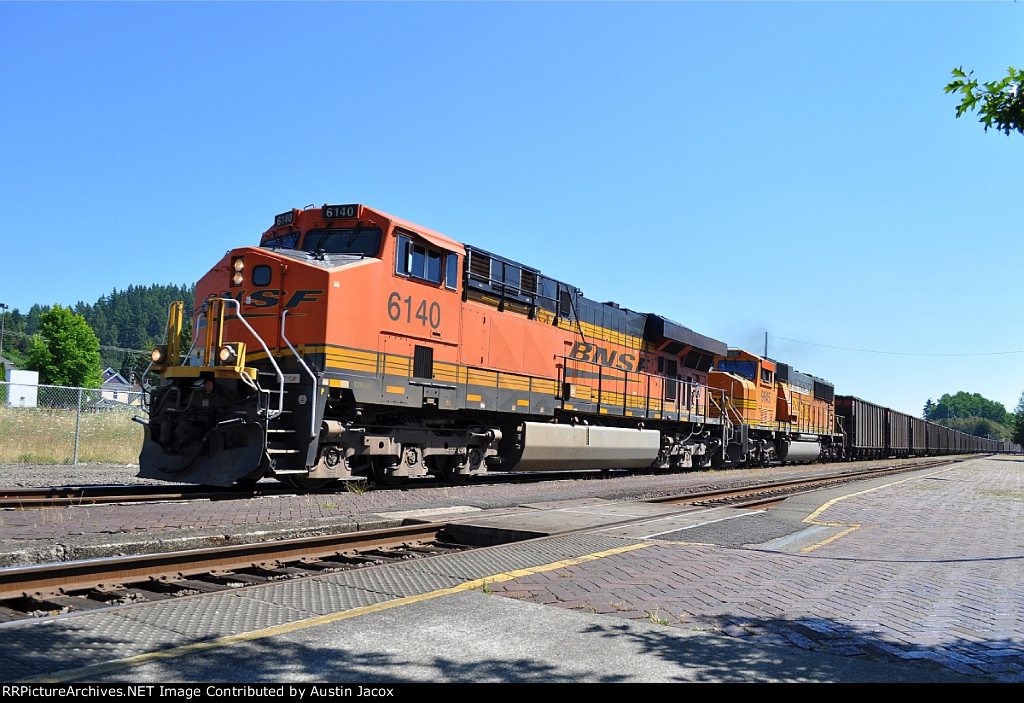 BNSF 6140